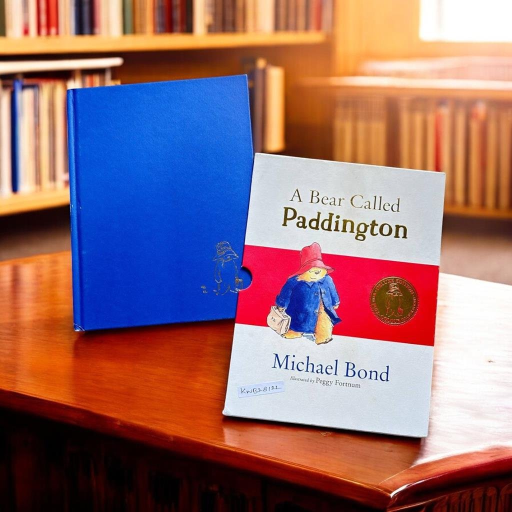 A Bear Called Paddington_Michael Bond_KWB28122 - Kiddiwinks